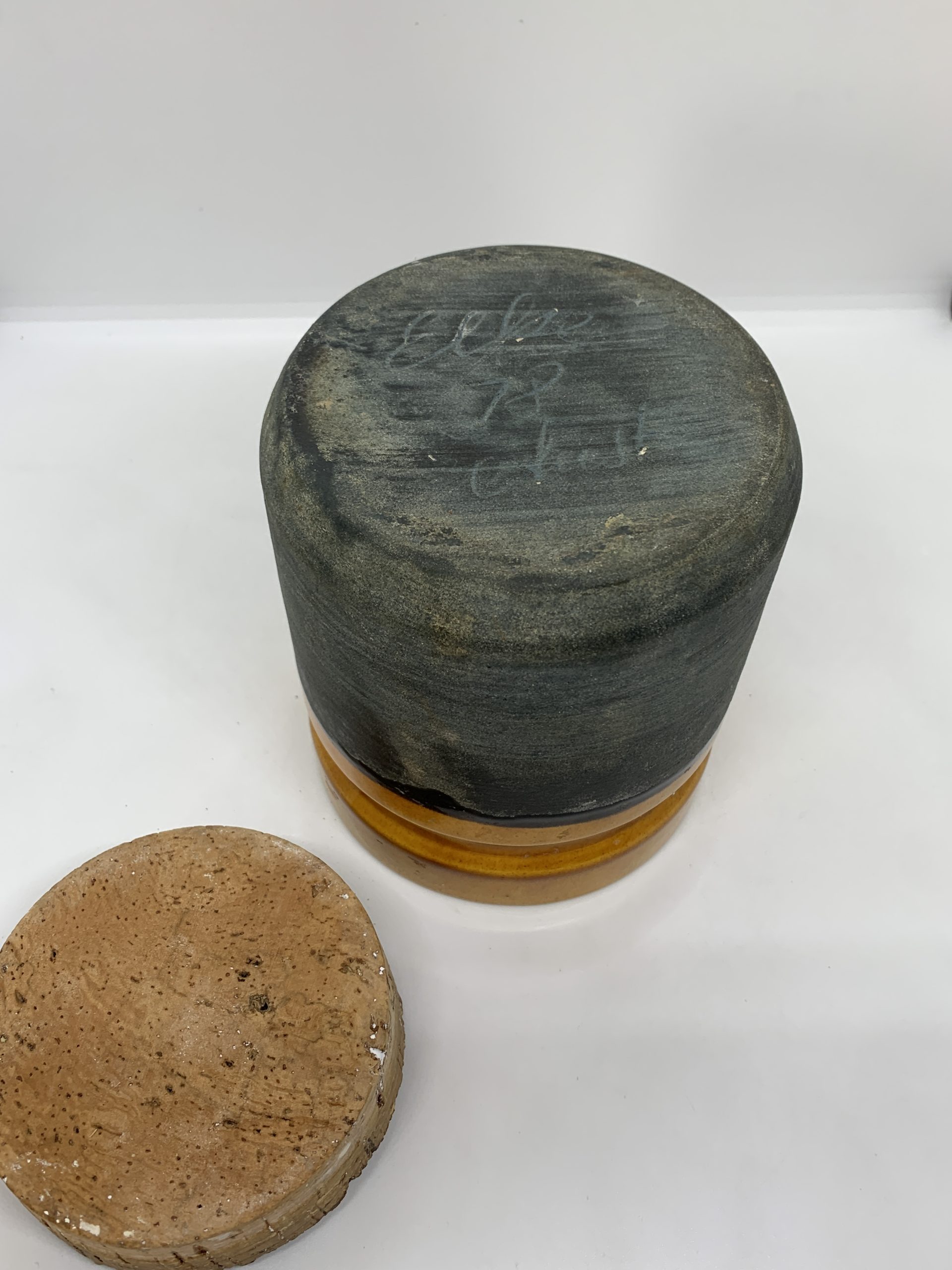 Elke Pottery Cannister 78 13cm - Vintage Keepsakes