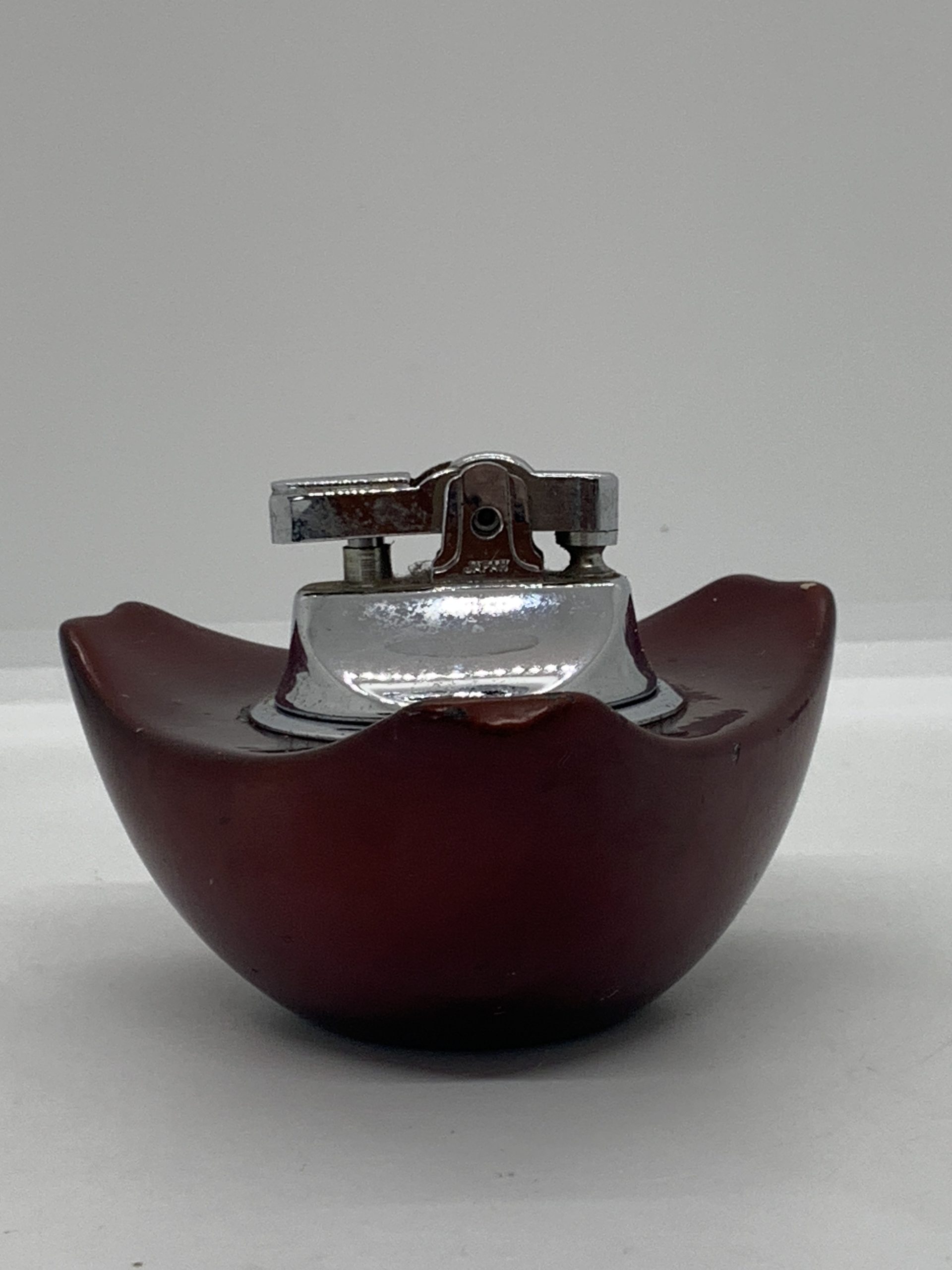 Japanese Table Lighter Triangle Form 8cm - Vintage Keepsakes