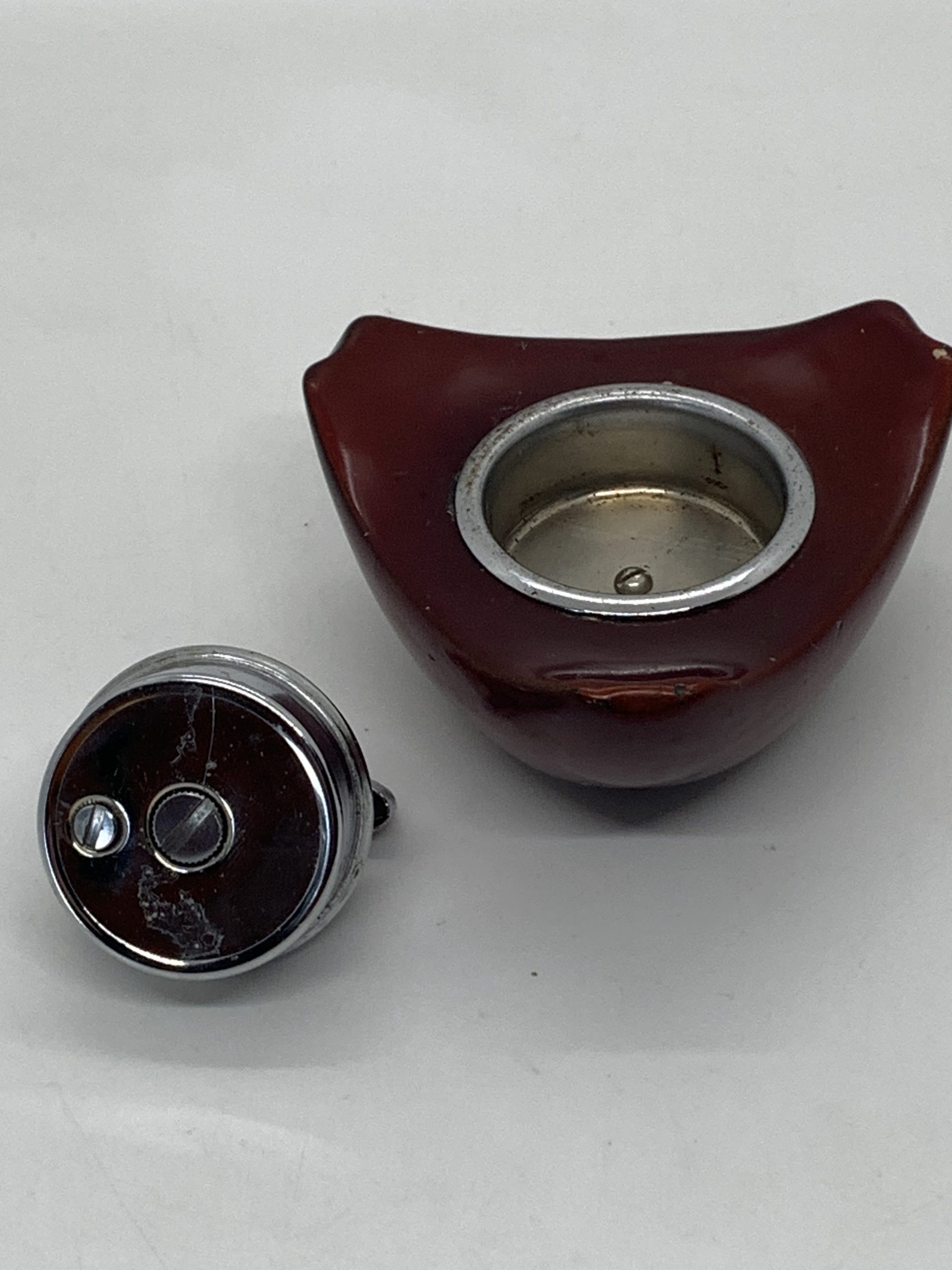 Japanese Table Lighter Triangle Form 8cm - Vintage Keepsakes