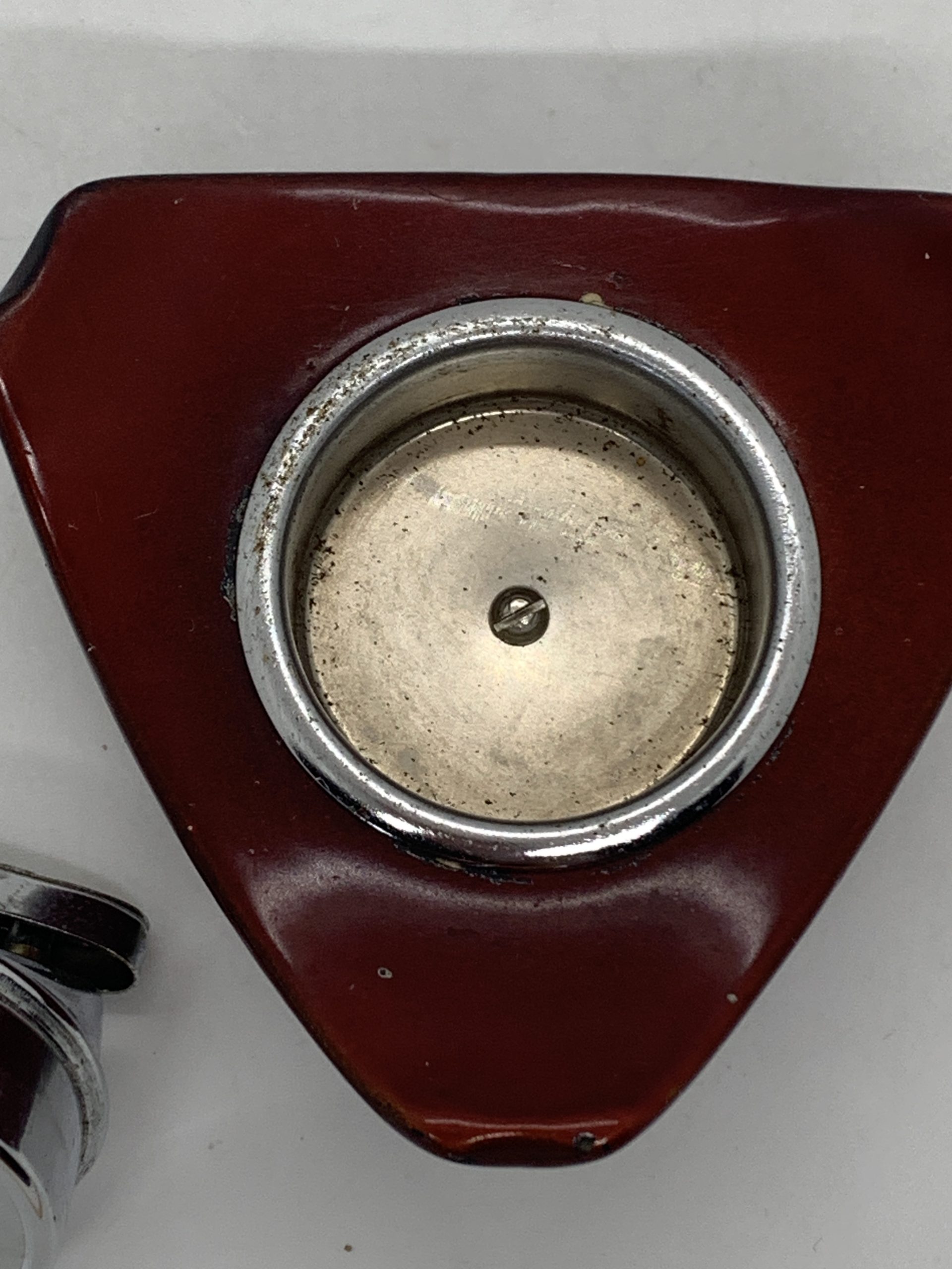 Japanese Table Lighter Triangle Form 8cm - Vintage Keepsakes