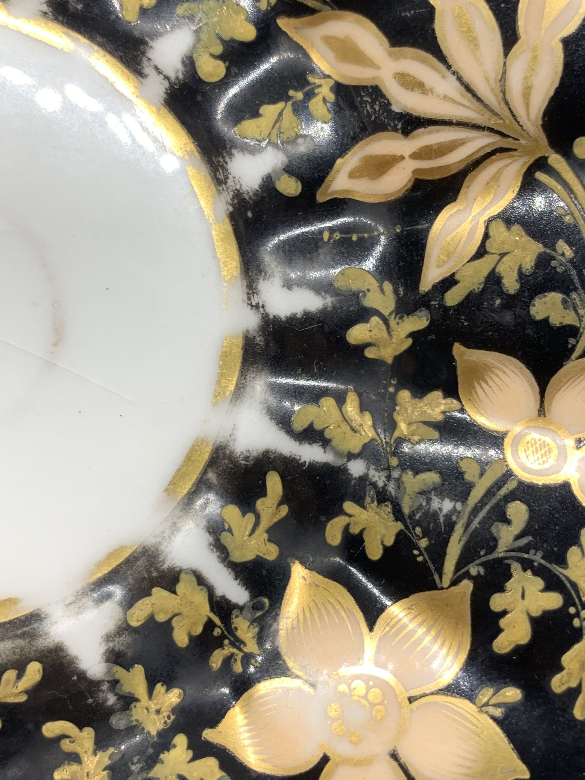 China Black Saucer 14cm AF - Vintage Keepsakes