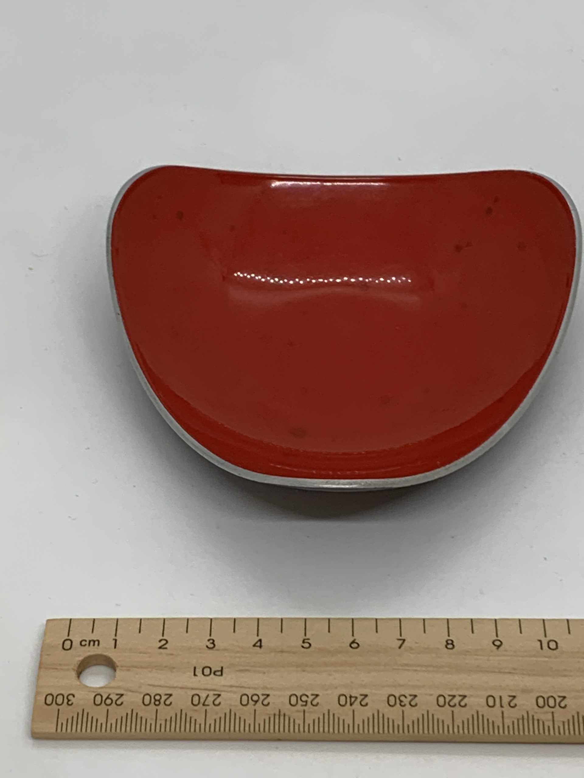 Vitali Ware England Triangular Dish 10cm - Vintage Keepsakes