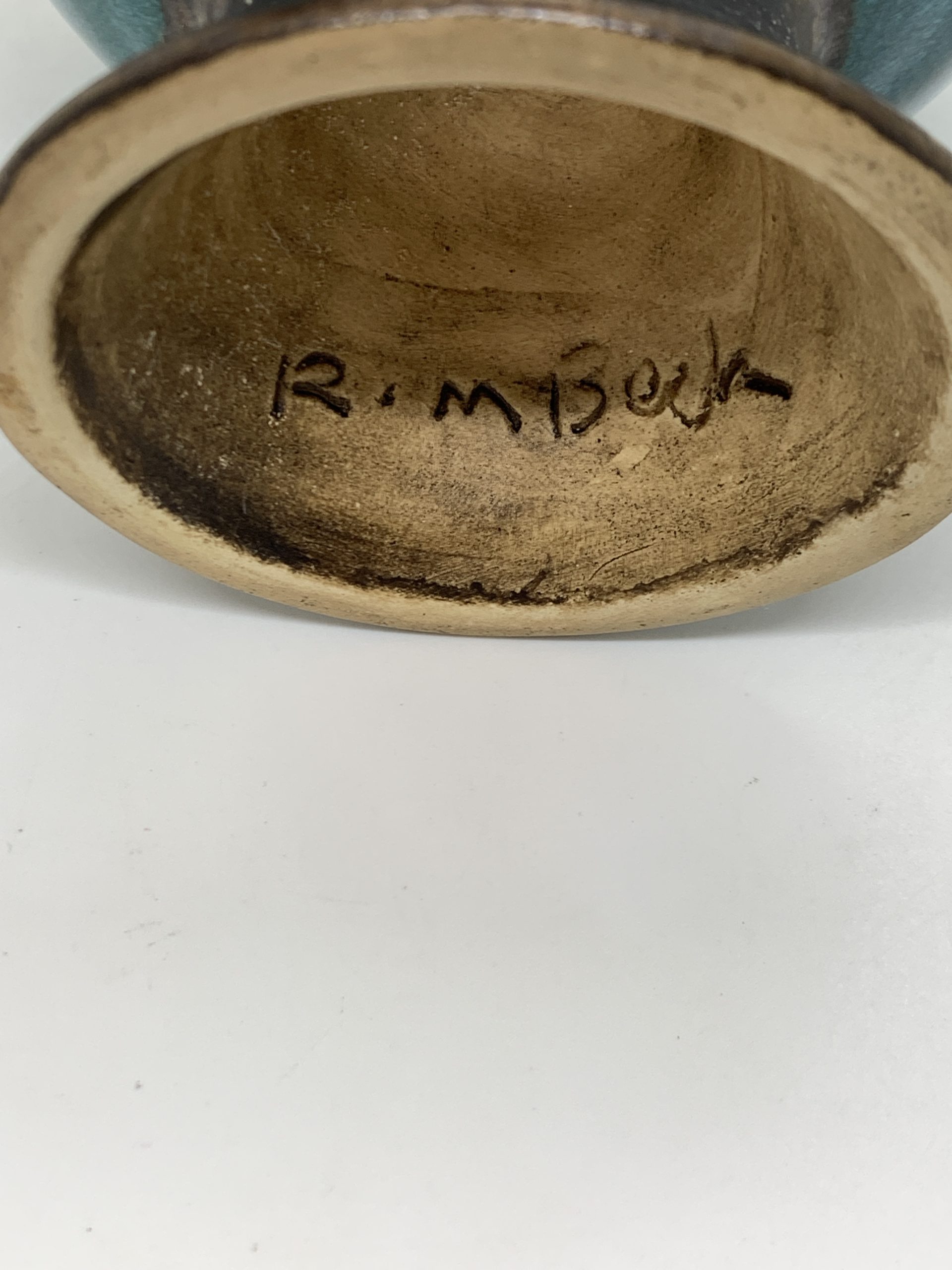RM Beck Footed Bowl 9cm high - Vintage Keepsakes