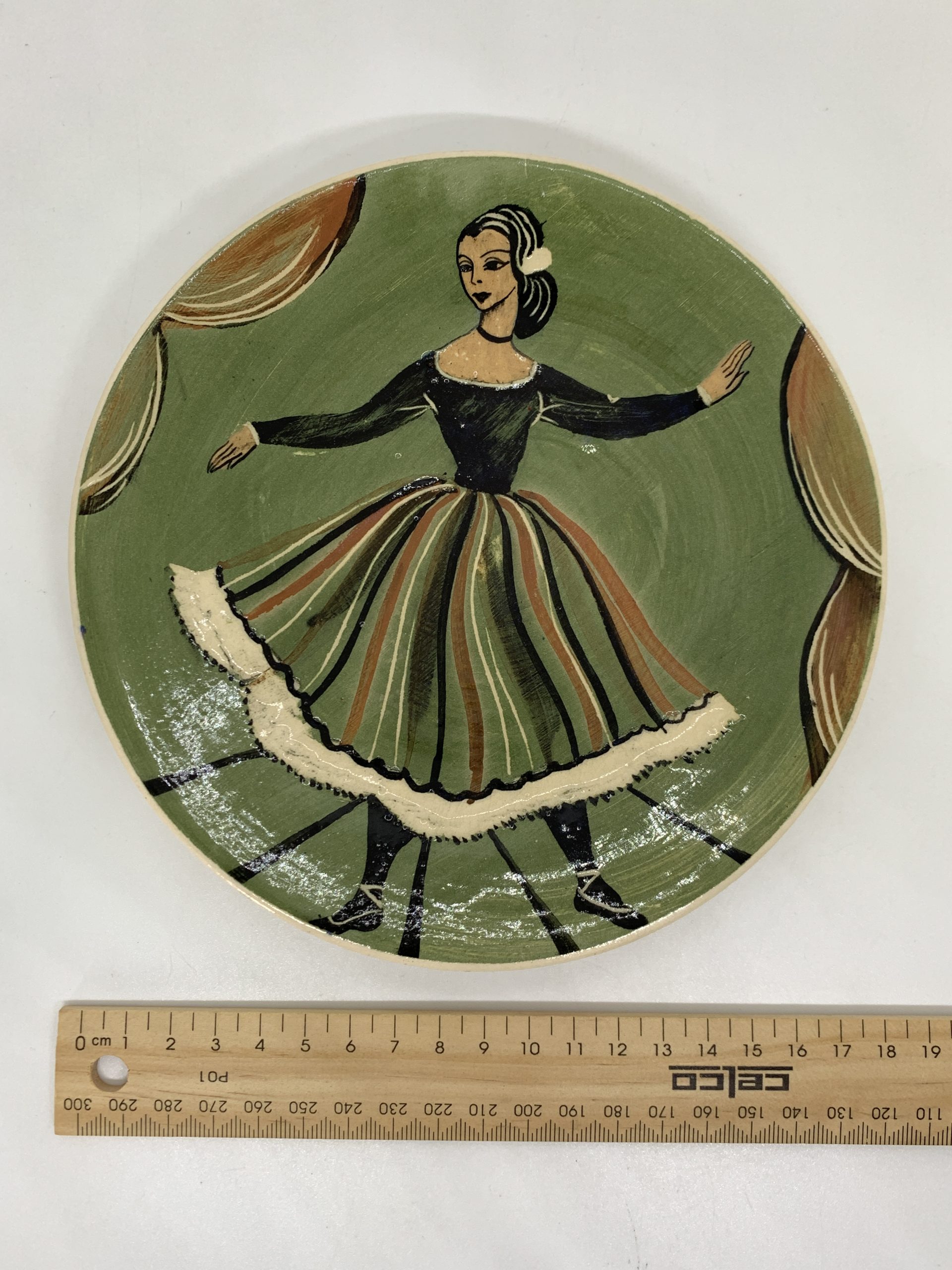 Martin Boyd Spanish Lady Plate 18cm - Vintage Keepsakes