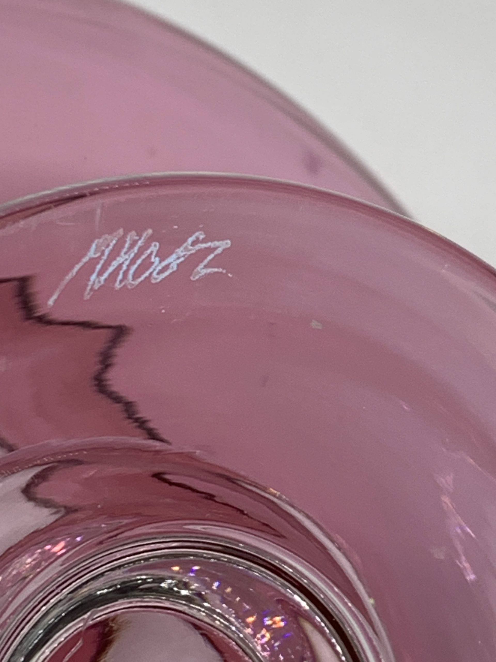 Michael Hook Art Glass Footed Bowl 14cm wide (signed) - Vintage Keepsakes