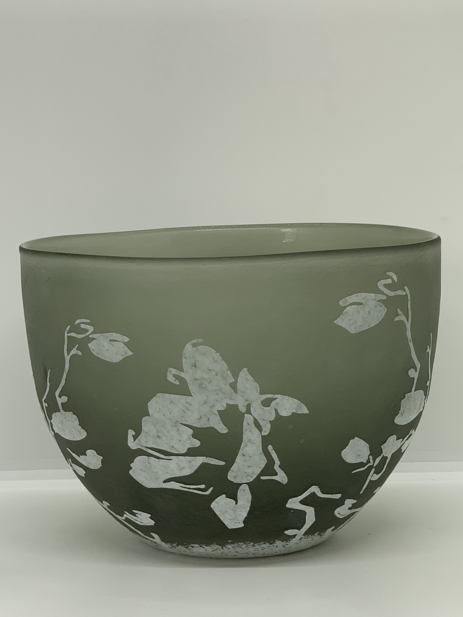 Decorative green Grey Glass Bowl 14cm - Vintage Keepsakes