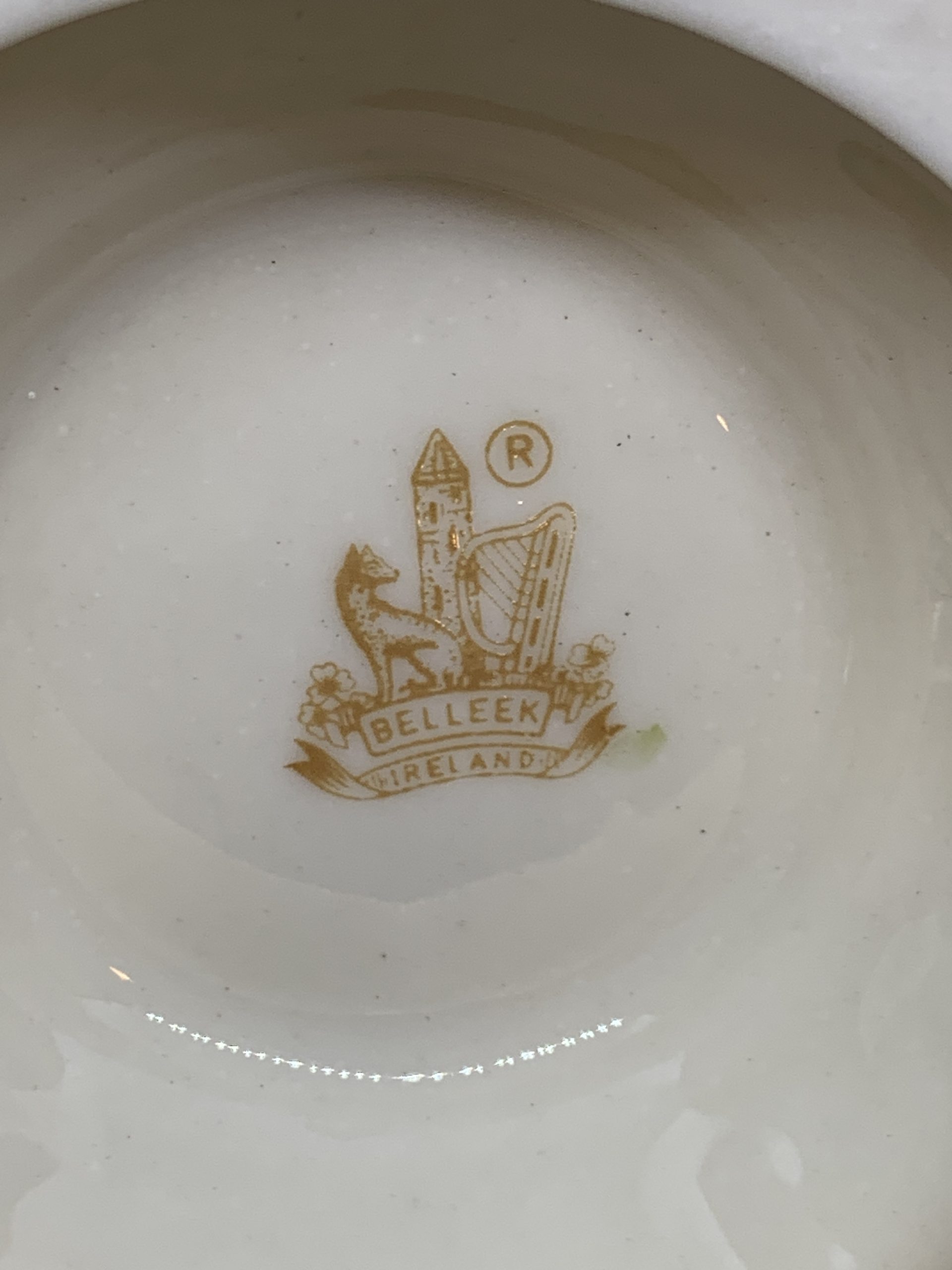 Belleek Tree Shamrock Honeysuckle Vase 16cm - Vintage Keepsakes