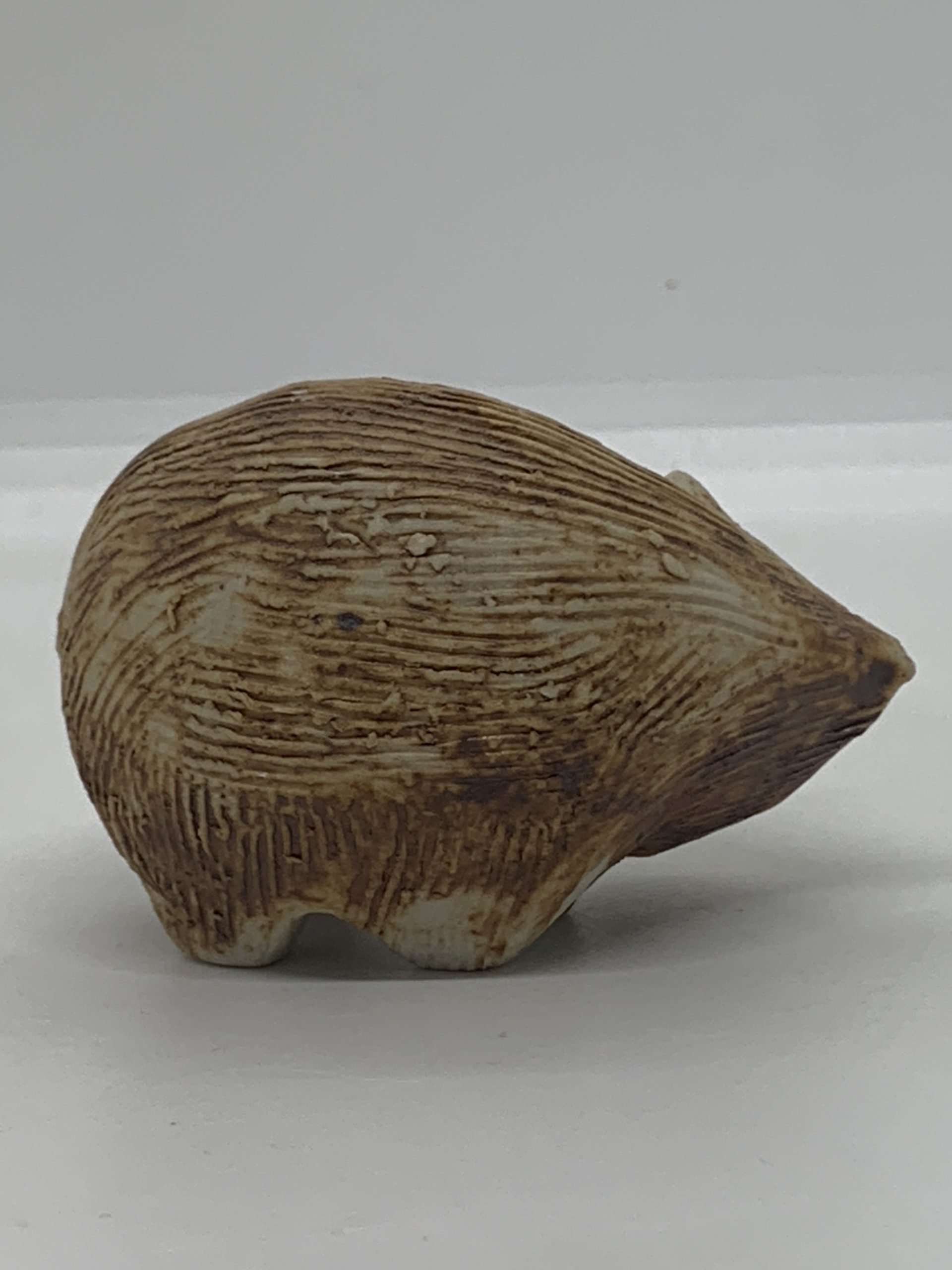 Pottery Wombat marked Victoria Australia 6.5cm - Vintage Keepsakes