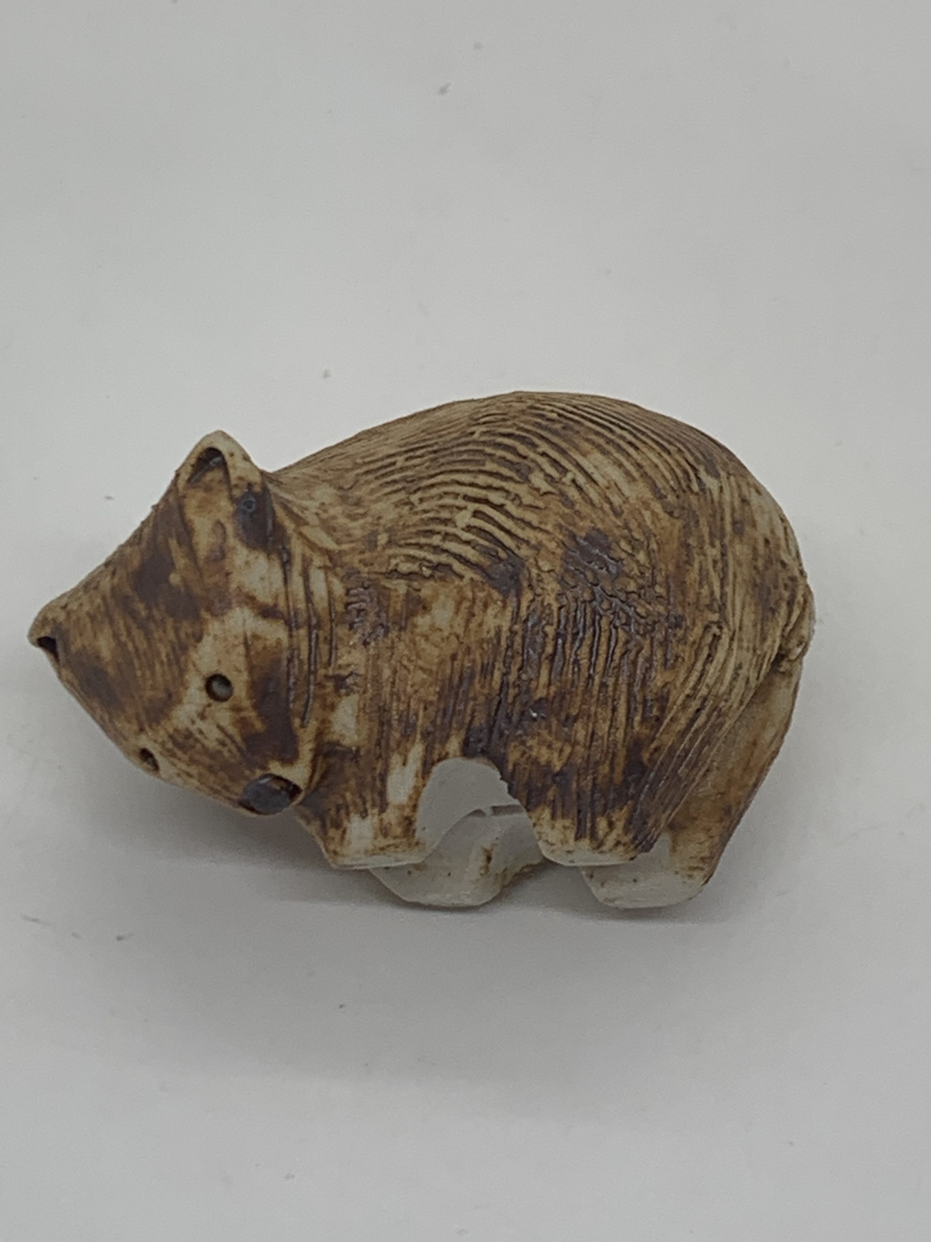 Pottery Wombat marked Victoria Australia 6.5cm - Vintage Keepsakes